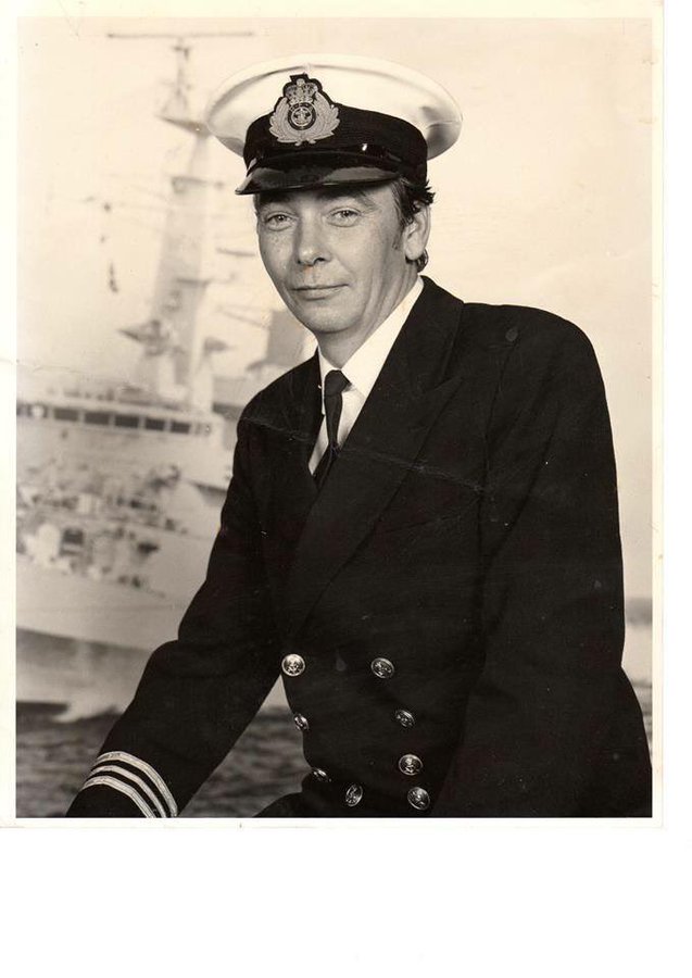 FIRST OFFICER IAN HARRIS RFA(RETD) CROSSED THE BAR - RFA ASSOCIATION